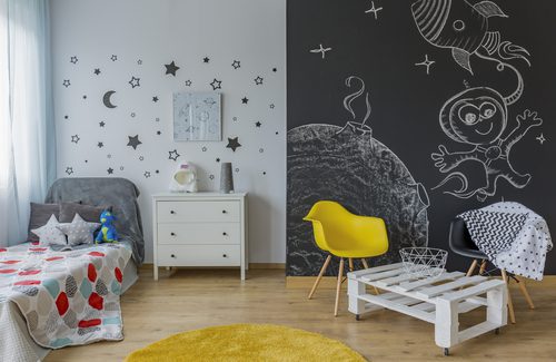 Wall decals and wall stickers: How to use it in home décor