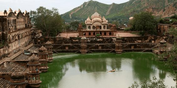 अलवर में घूमने की जगह | Housing News