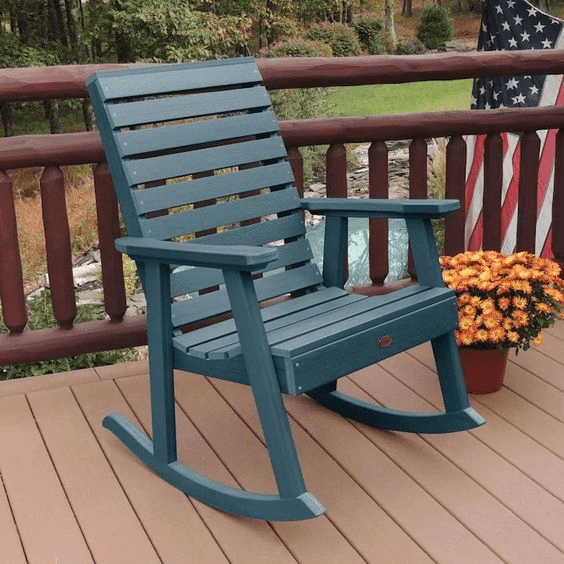 Plastic Chair design Ideas: Trendy Styles of Plastic Chairs