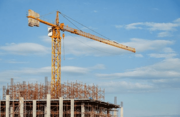 Types of cranes: A comprehensive list of mobile and fixed cranes