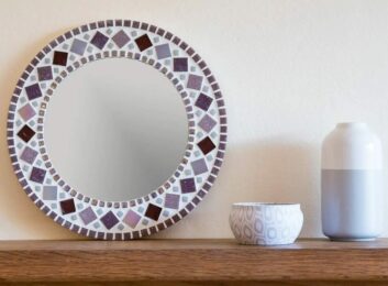 Mirror frame designs ideas to brighten up your space