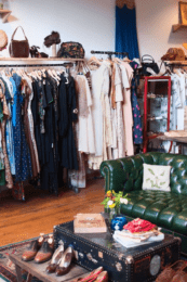 Small Cloth Shop Interior Design Ideas in 2023