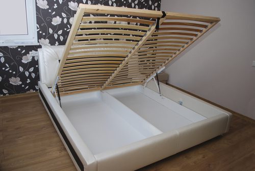 Box bed design images: collection of attractive bed designs