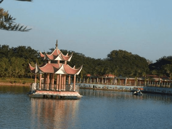 ನೀವು ಭೇಟಿ ನೀಡಲೇಬೇಕಾದ ಬಿಜಾಪುರ ಪ್ರವಾಸಿ ಸ್ಥಳಗಳು | Housing News