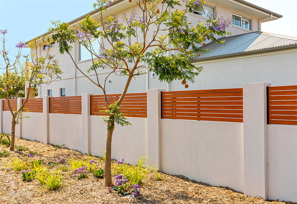 Fencing walls: Types and their features
