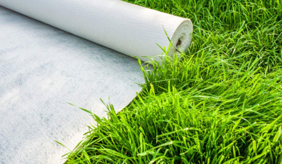 Geotextiles are fabrics commonly used in geotechnical applications.