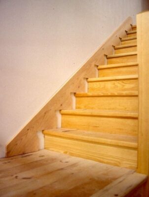 How to measure staircase steps?