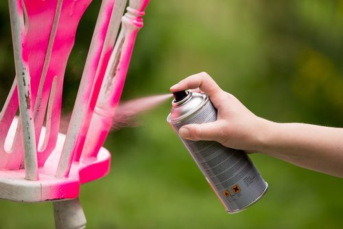 Spray paint: Process to apply, supplies needed, do and don’t