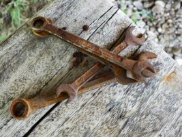 Tips for removing rust from tools