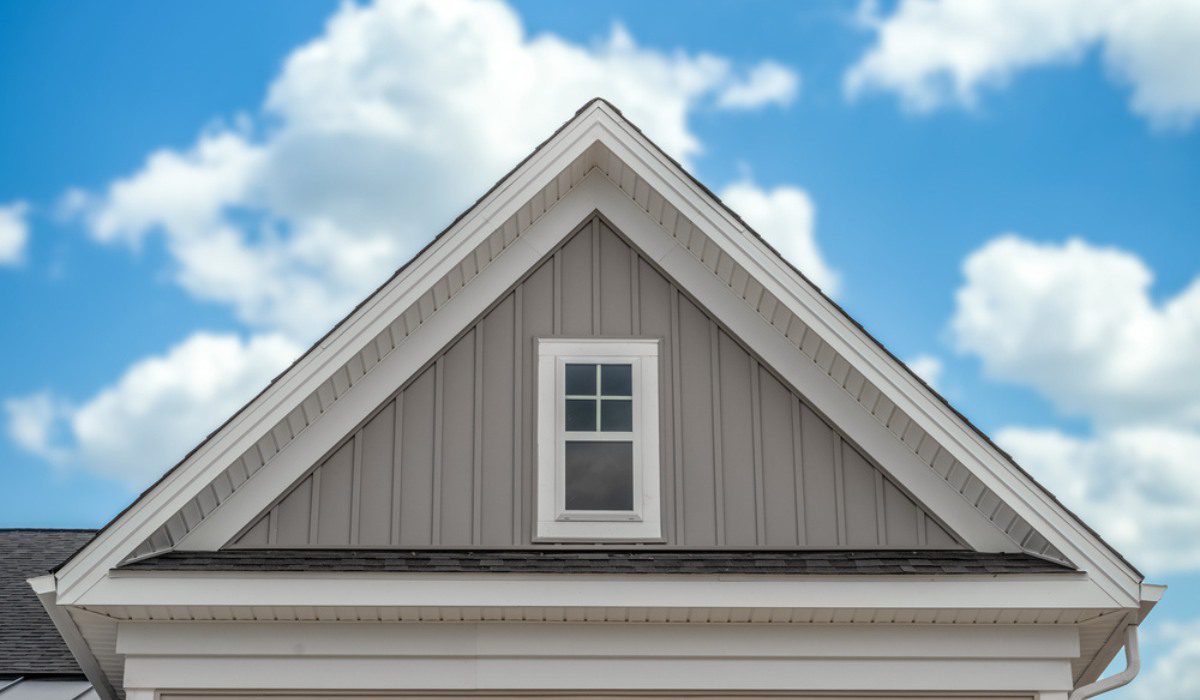 Gable roofs: Meaning, types, and benefits