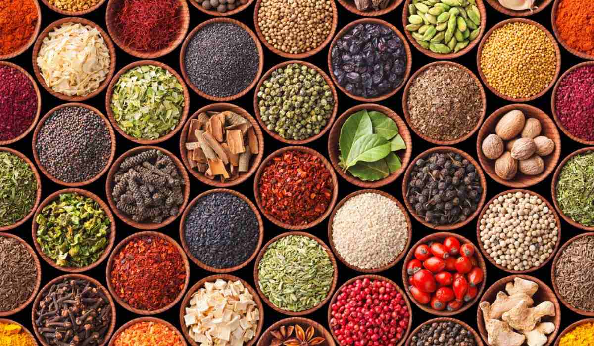 Spices: Classification, uses, toxicity