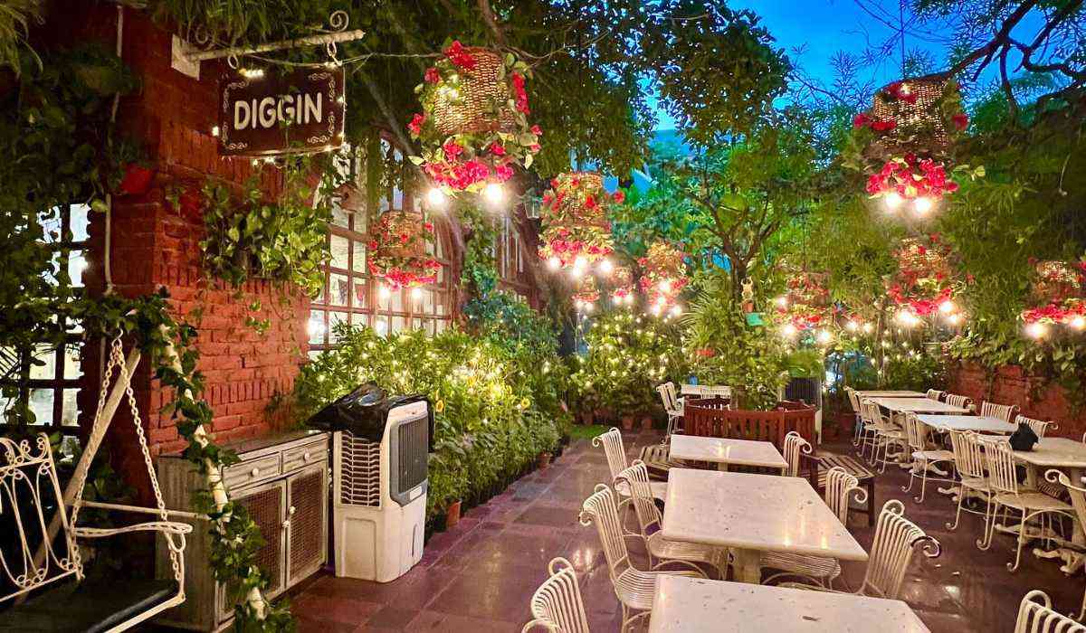 What makes Diggin at Bikaner House worth a visit?