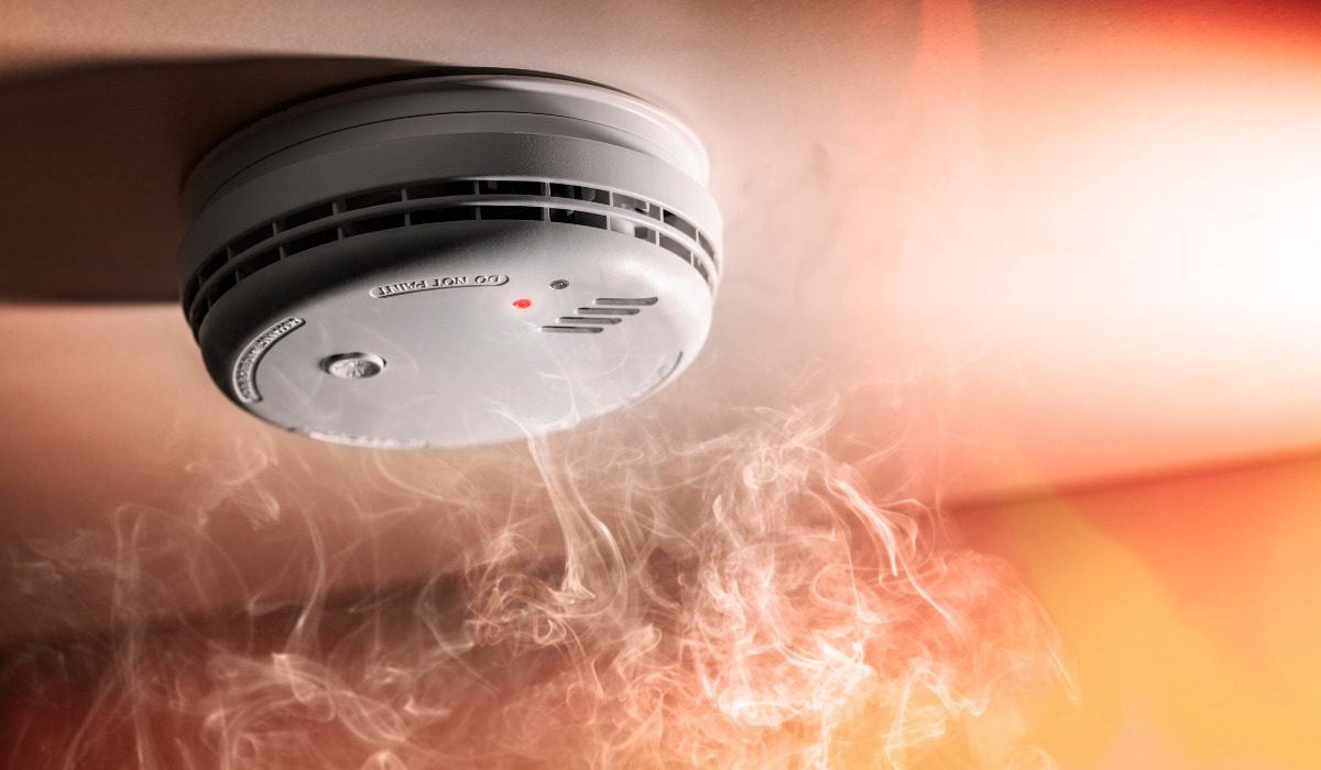 Tips to check and maintain smoke detectors