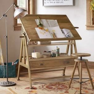 Artist desk setup ideas to boost productivity
